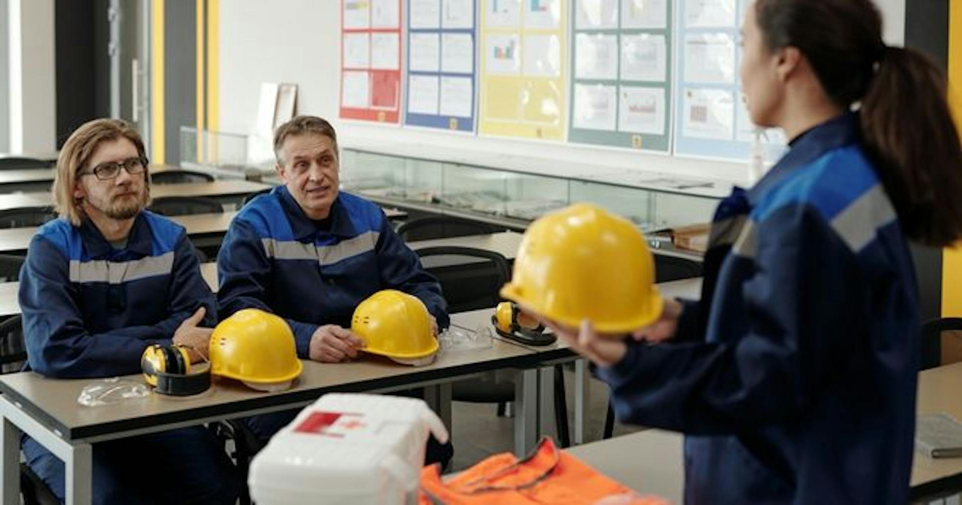 10 General safety tips for work in 2024 | SC Training